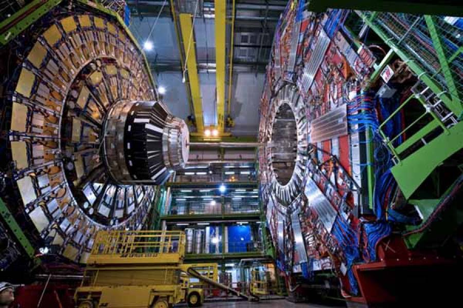 Ασε το αρνί και παίξε με τα πρωτόνια στο CERN!