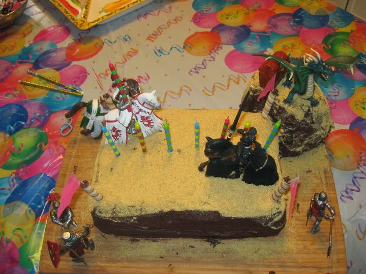 Oven Mitts and Other Bits: My Cakes