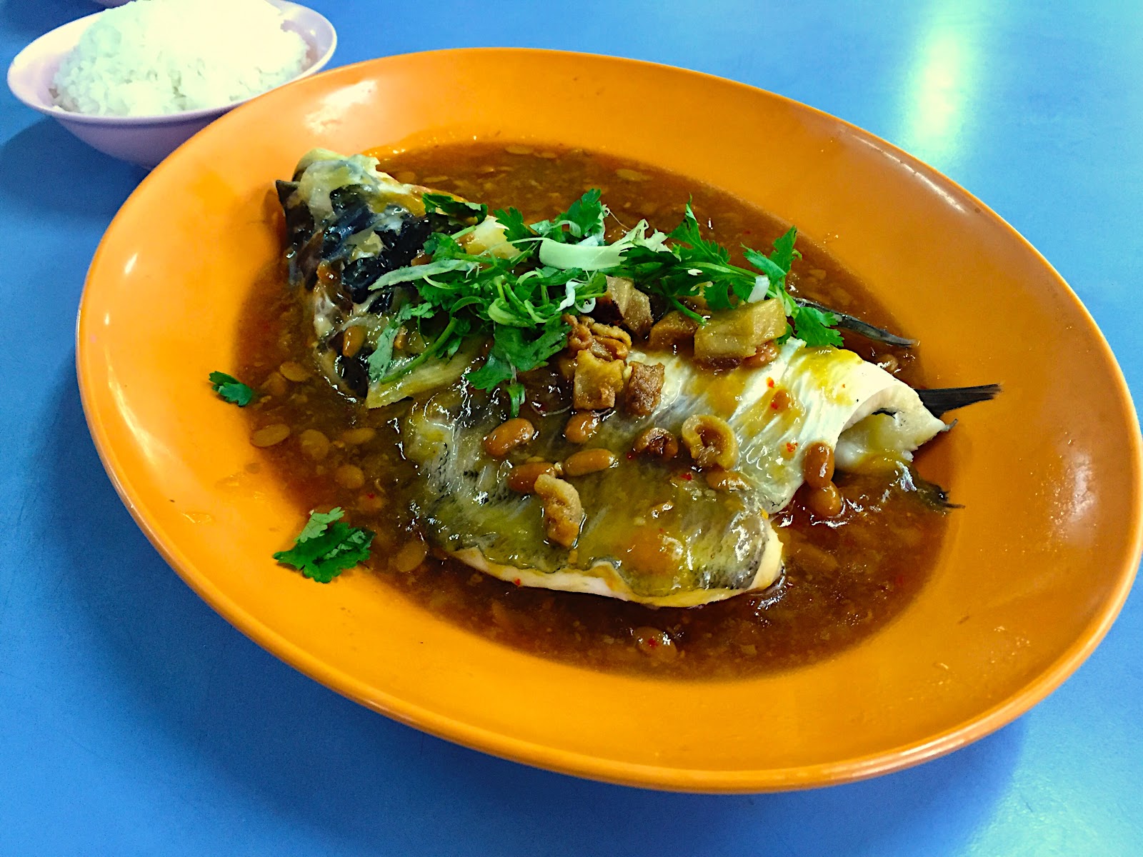 The Silver Chef: Seng Kee 119 Steamed Fish Head in Hot Sauce at ...