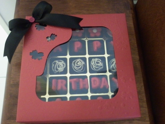 de RIMBUN LUVLYCIOUS