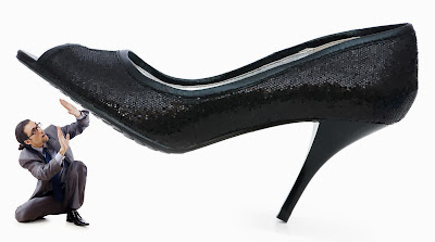 Beautiful colorful pictures and Gifs: Female domination_Las mujeres mandan