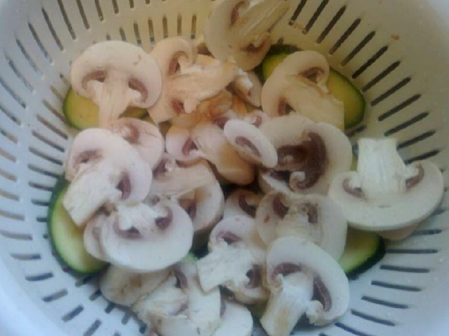 Interstitial Cystitis (IC) Recipes and Tips: Baked Veggie Chips