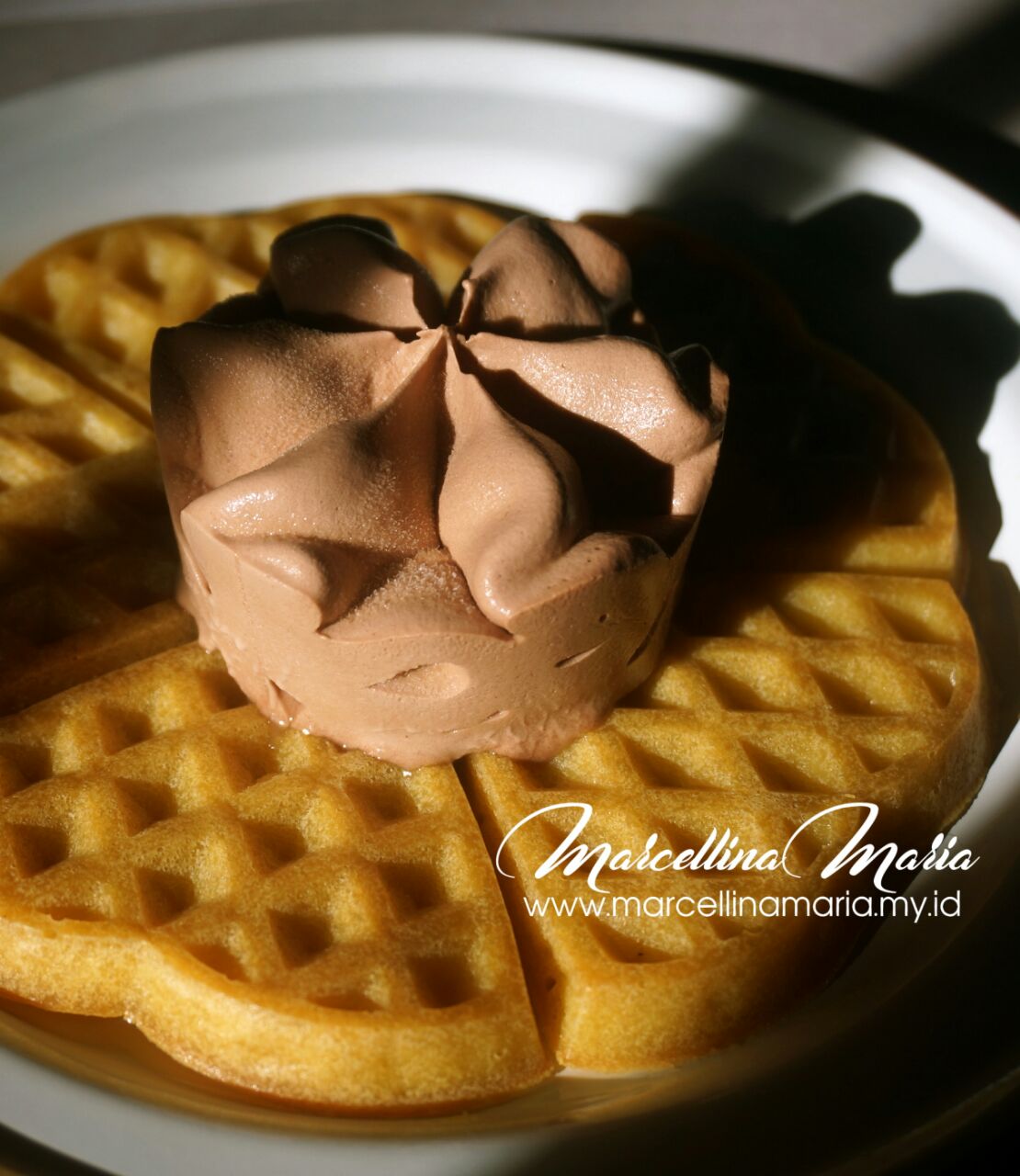Homemade Waffles Dengan Cetakan Silikon | Kue Llang Tahun Karakter