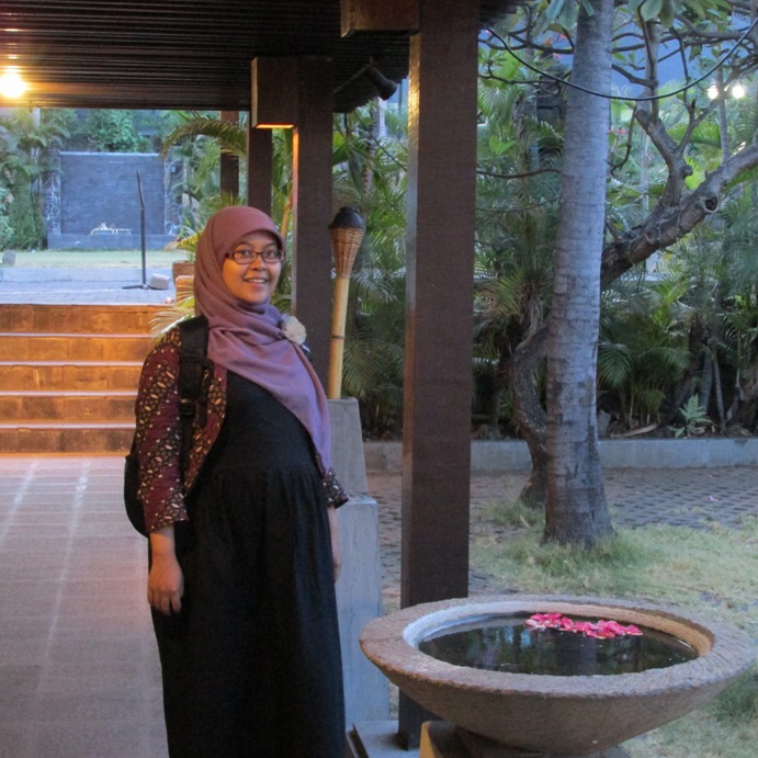 Menikmati makan malam di Resto Nine Surabaya | Dwi Puspita Lifestyle ...