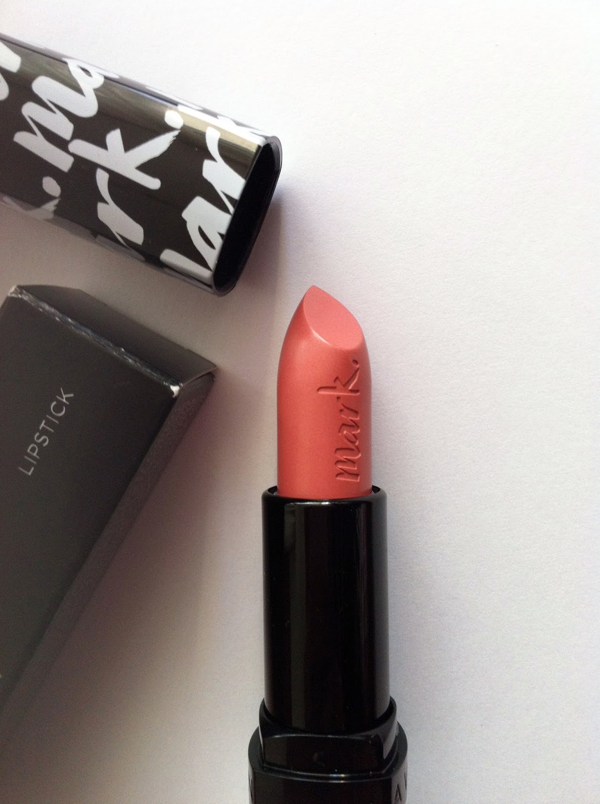 Silvena Make Up: Avon Mark Epic Lip