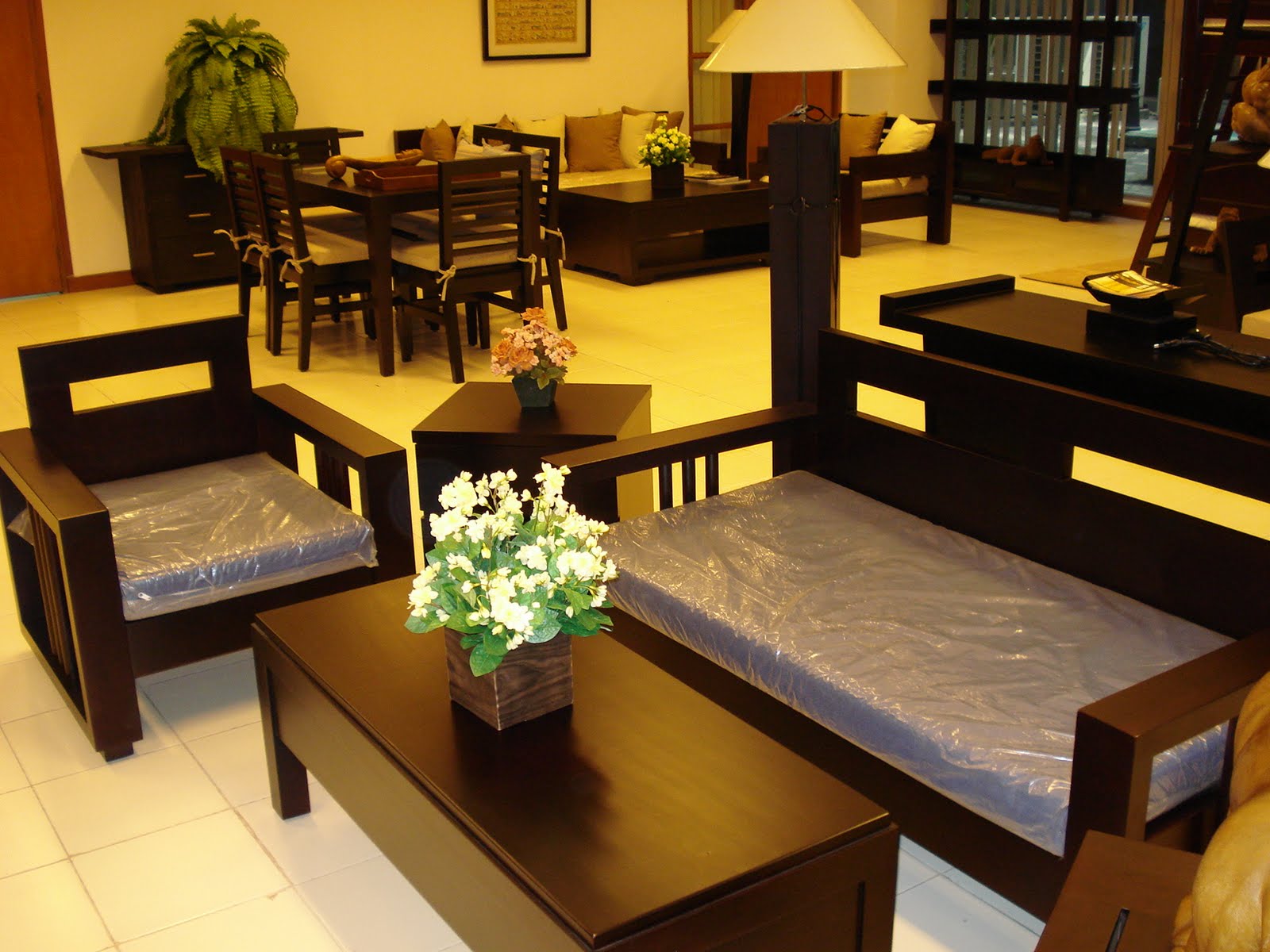 FOCUS Interior Design: Kursi Tamu