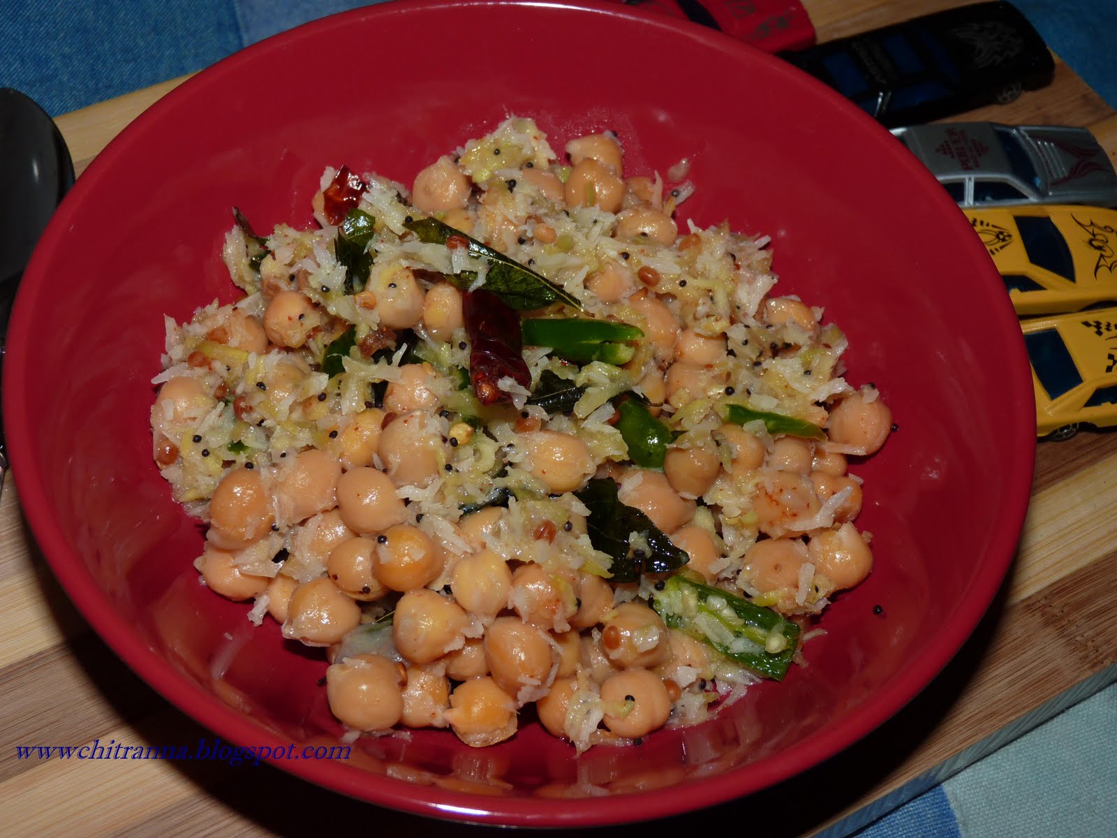 Chitranna: Sundal/Easy Chickpeas salad