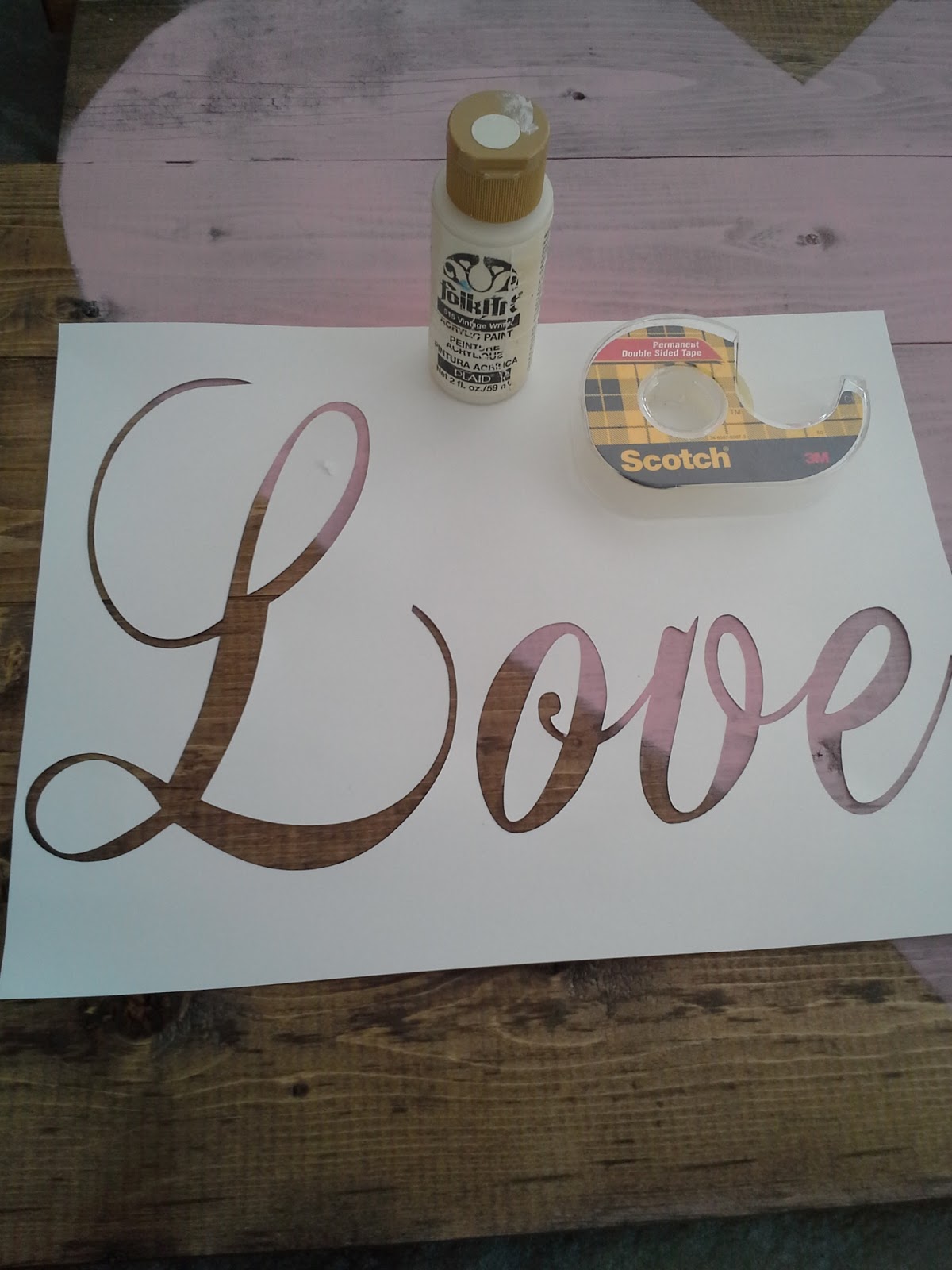 inthislittlehouse: Pallet Love sign