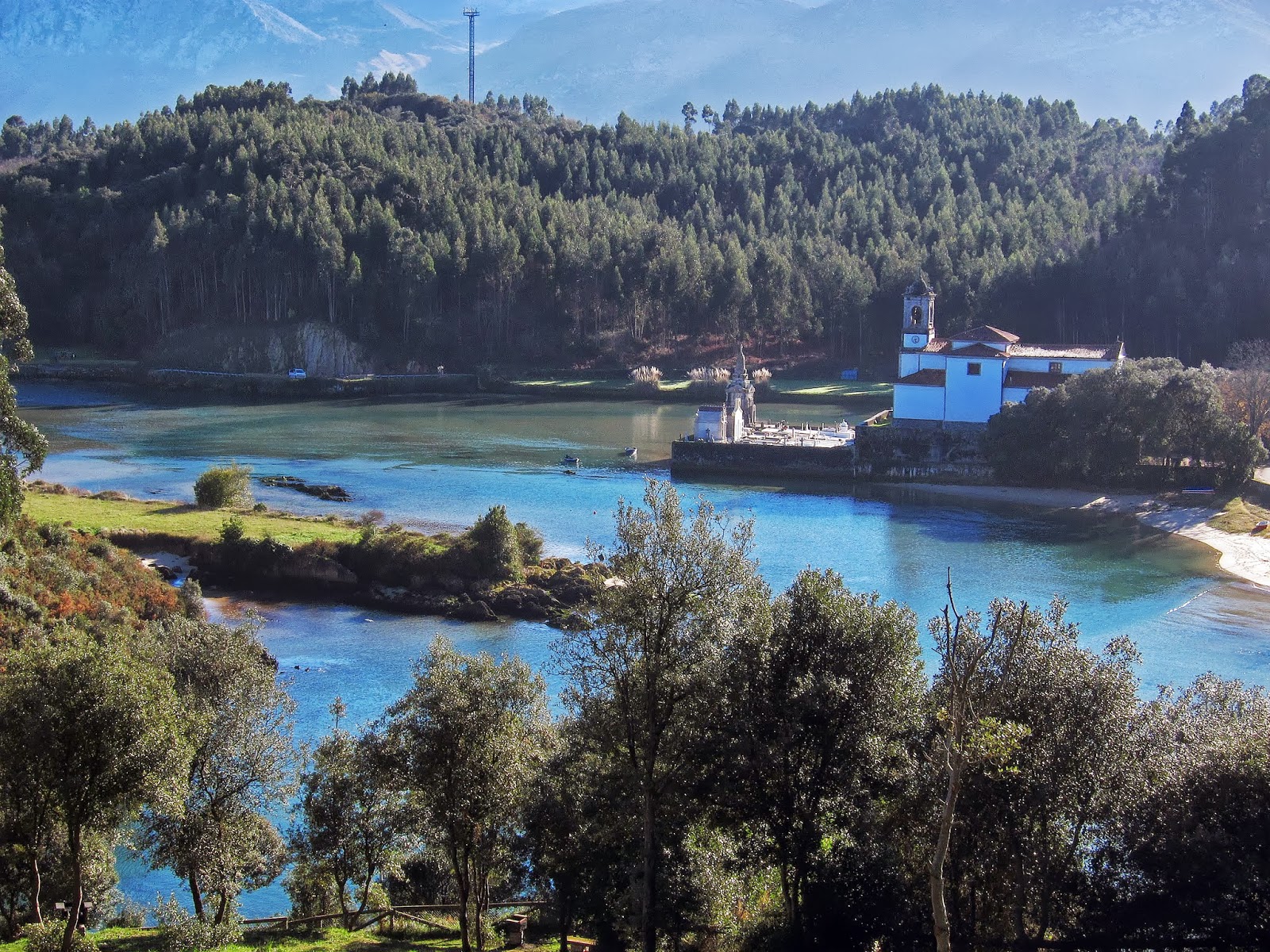Grupo de montaña Losdelasclaras: PLAYAS DE SAN ANTOLIN-TORIMBIA-TORANDA ...