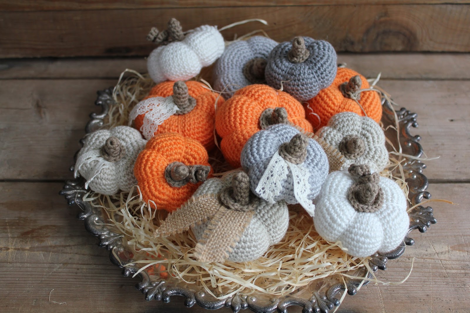 steenistugan: Virkade små pumpor!