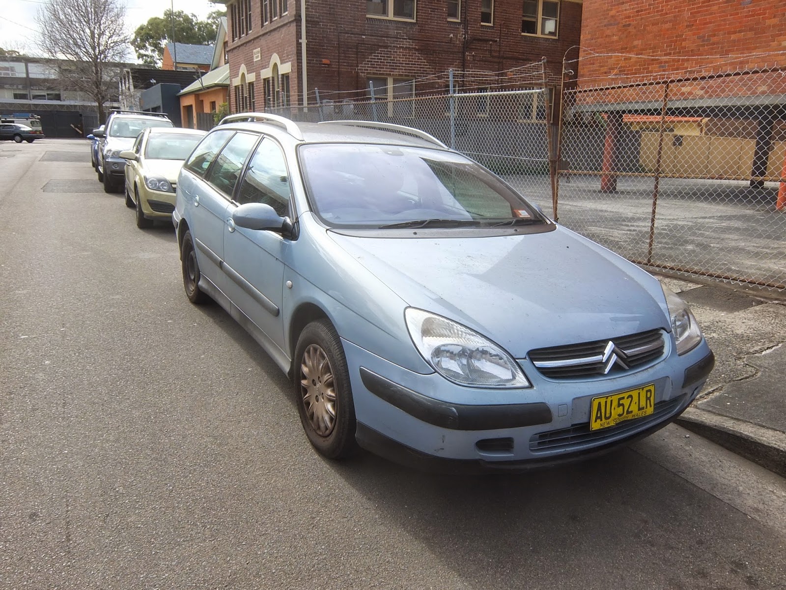 Aussie Old Parked Cars: 2001 Citroen C5 Wagon