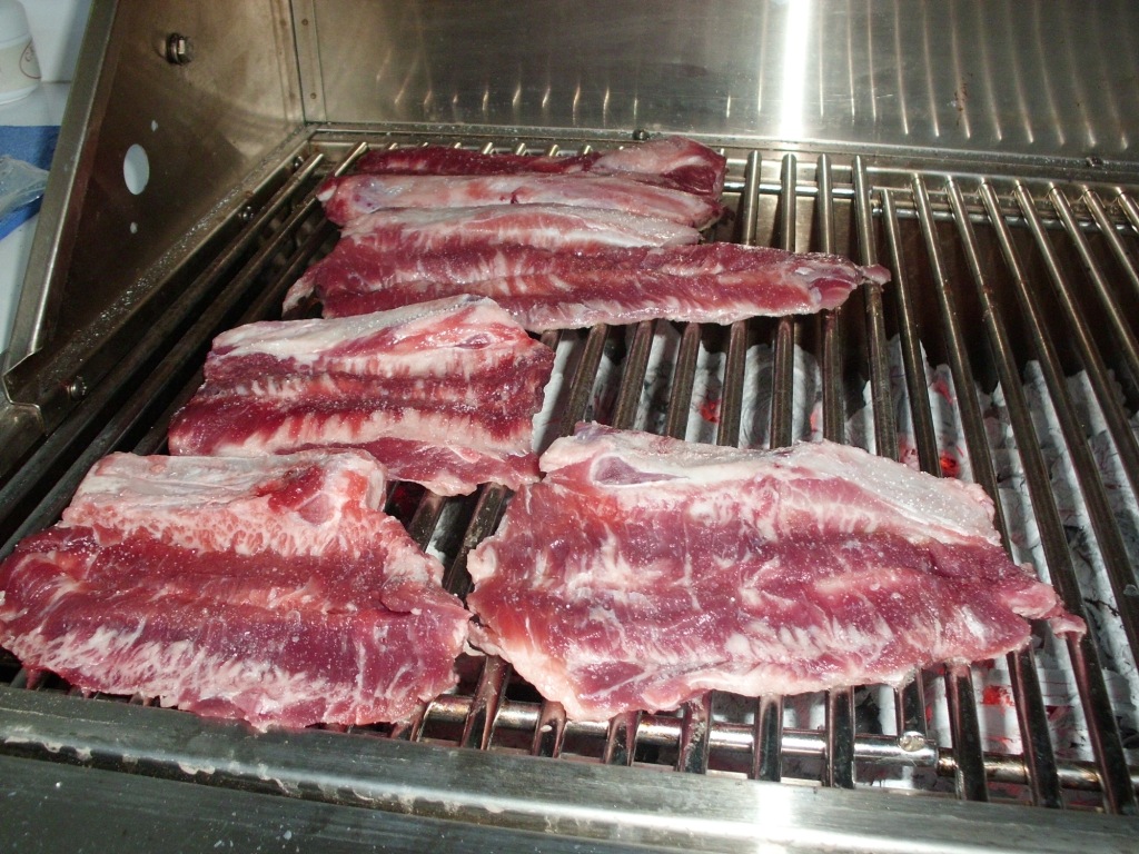 El Fogón de Leña: Costillas de rib eye palomeadas.