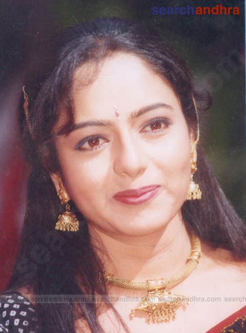 All World Wallpapers: Actress Soundarya Cute Wallpapers