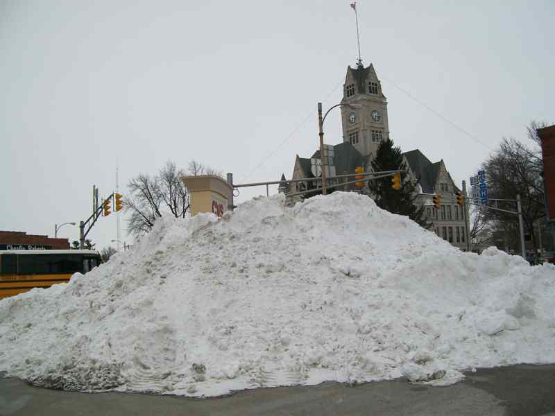 Rensselaer Adventures: Snow piles