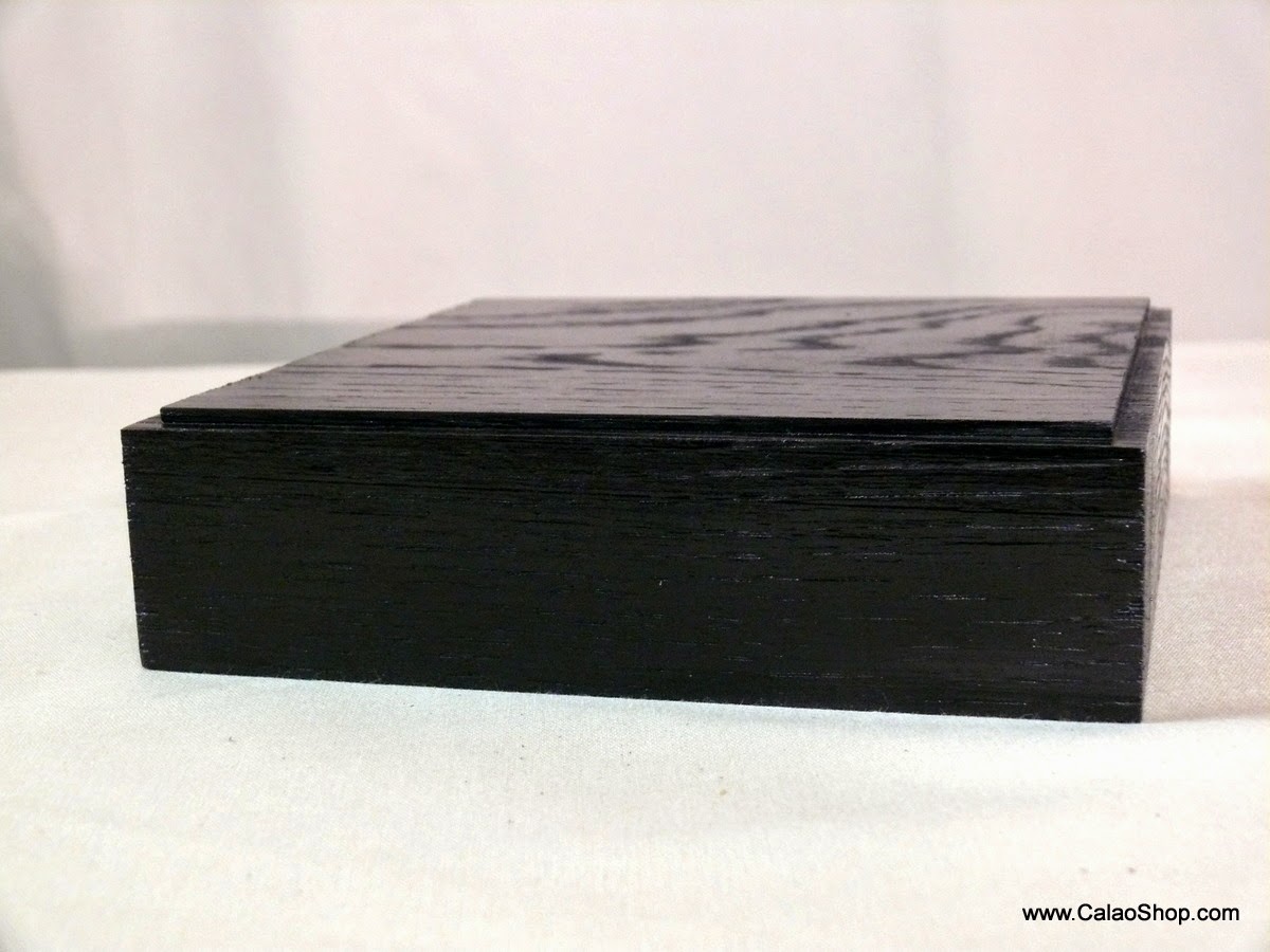 Socles et supports pour masques: Socles Spéciaux