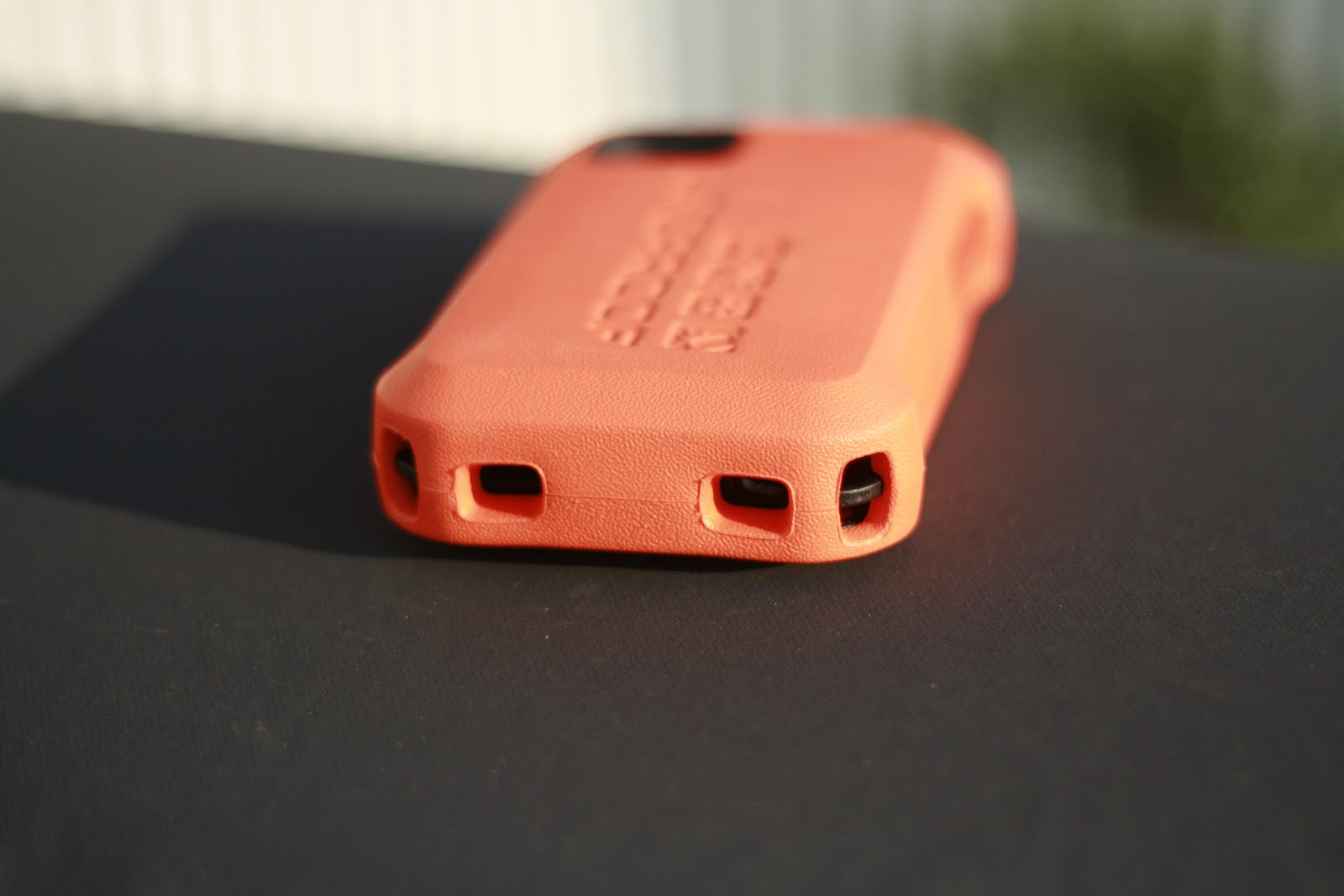 My i Tech Gadgets: Lifeproof Lifejacket