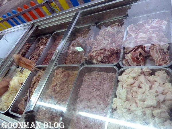 GoonMan Blog: Krua Kung Pao Steamboat Buffet, Danok, Thailand