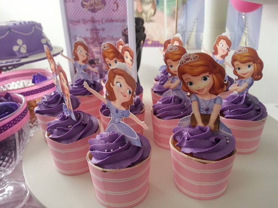 L'mis Cakes & Cupcakes Ipoh Contact : 012-5991233 : Sofia The First Candy Buffet