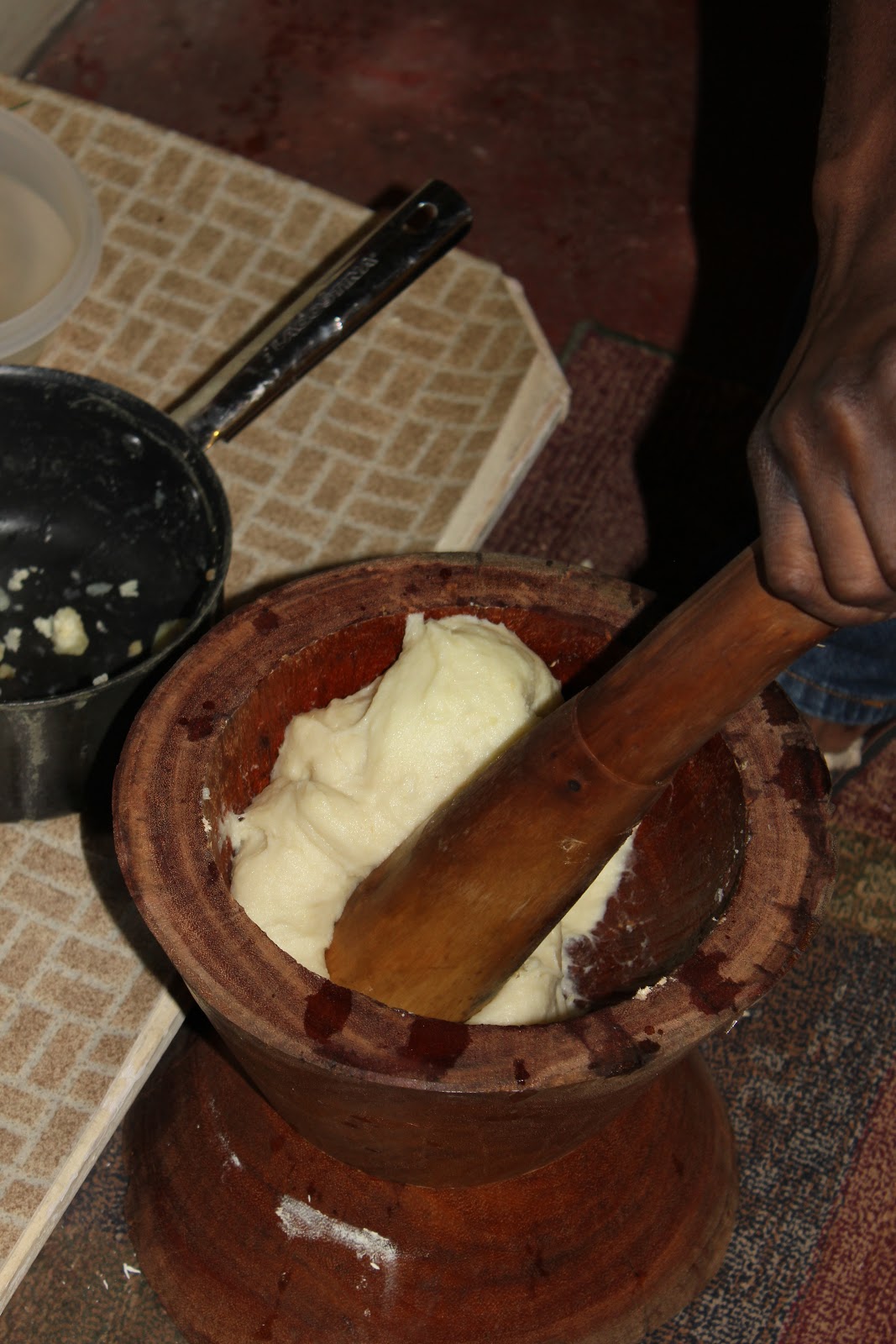 This and that: Pounding fufu....