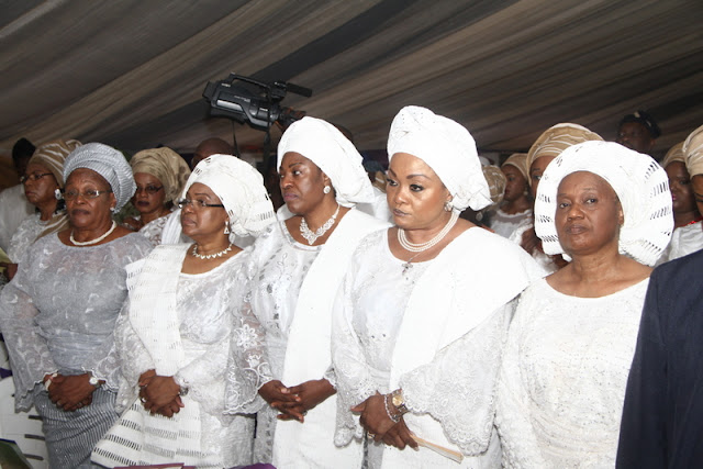IN PICTURES: The funeral ceremony of the late Ooni of Ife | Nigerian ...