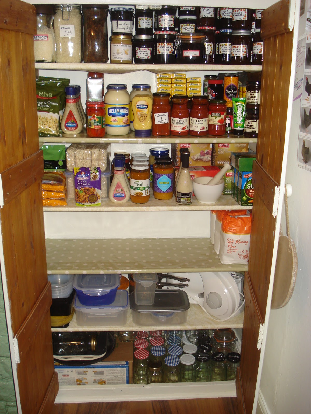 Our New Life in the Country: The Year of Less - Sorting Through the Food