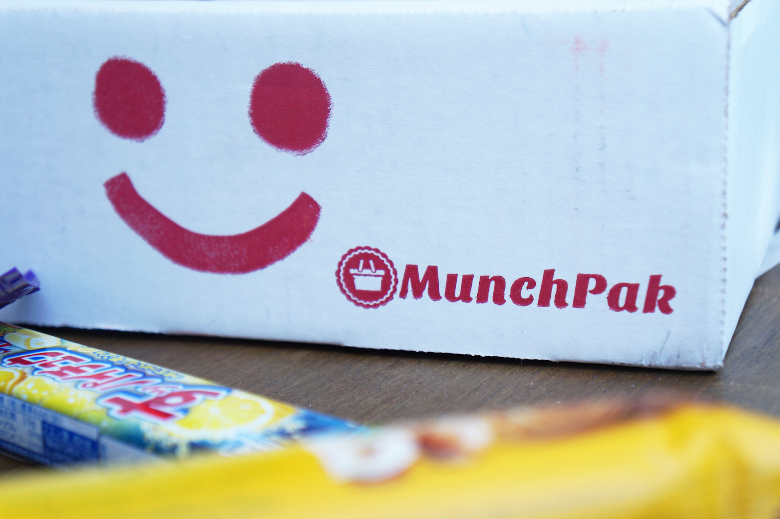International Candies & Snacks: MunchPak Subscription Box Review ...