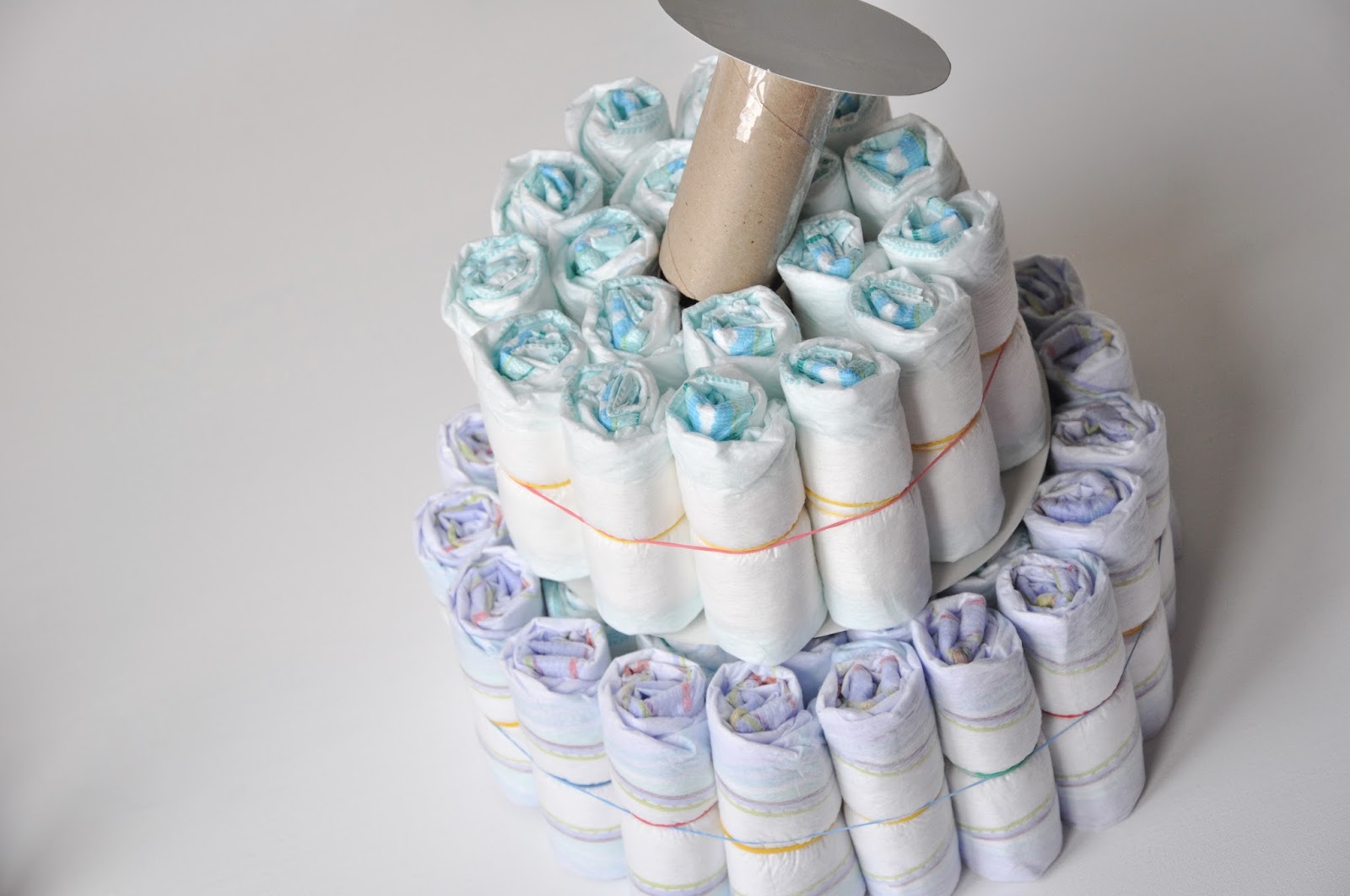 pippa's long stockings: Make your own nappy cake {tutorial}