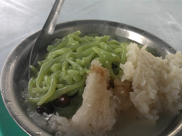 Life, as we know it: James Cendol, Coolest Cendol In Sitiawan! (Perak)