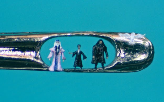 artsiefartsiez: ,,Willard Wigan's microscopic art