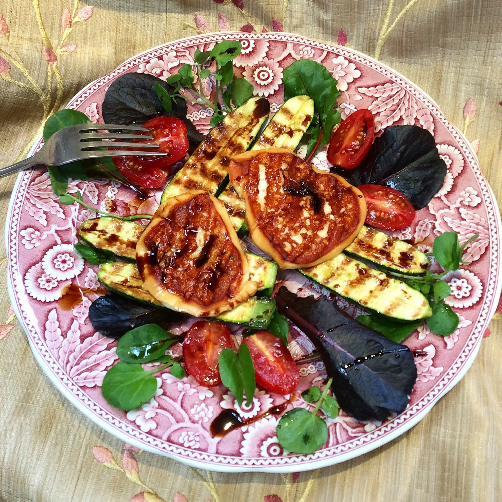 Chez Maximka: Grilled courgette and Scamorza salad