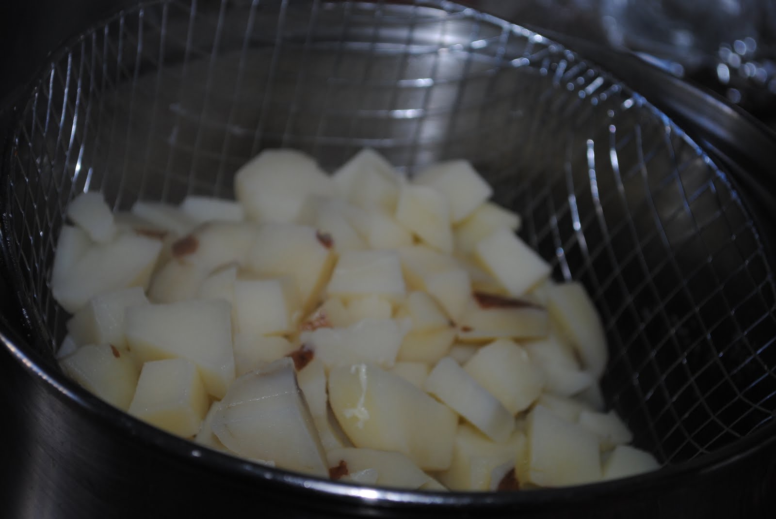 The Complete Art of Cooking: Oua batute cu cartofi si ceapa