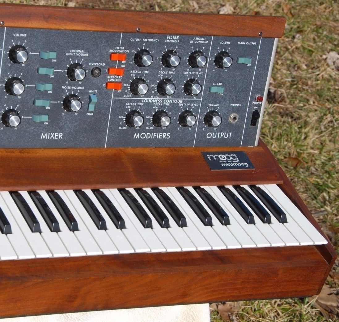 MATRIXSYNTH: Minimoog Model D Vintage Analog Synthesizer with old osc ...