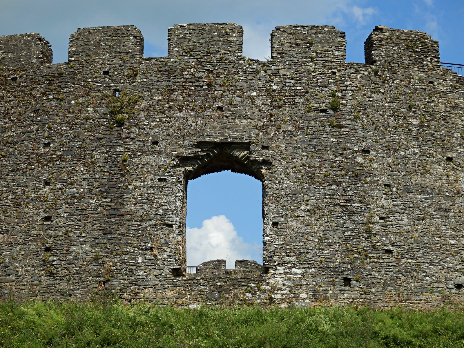 Mike's Cornwall: Visiting Restormel Castle and the English Civil War
