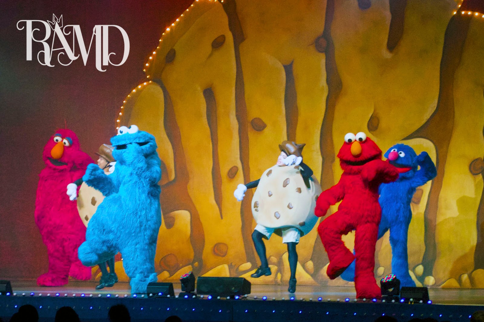 Raising a Mini Diva: Street Smart, Sesame Street Smart!