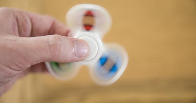 LE COQ PICORE: LA MODE DES HAND-SPINNER