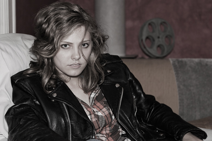 Emily Galash: Photo shoot with V