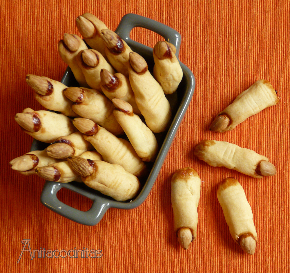 Anita Cocinitas: Receta de Halloween: Dedos de bruja