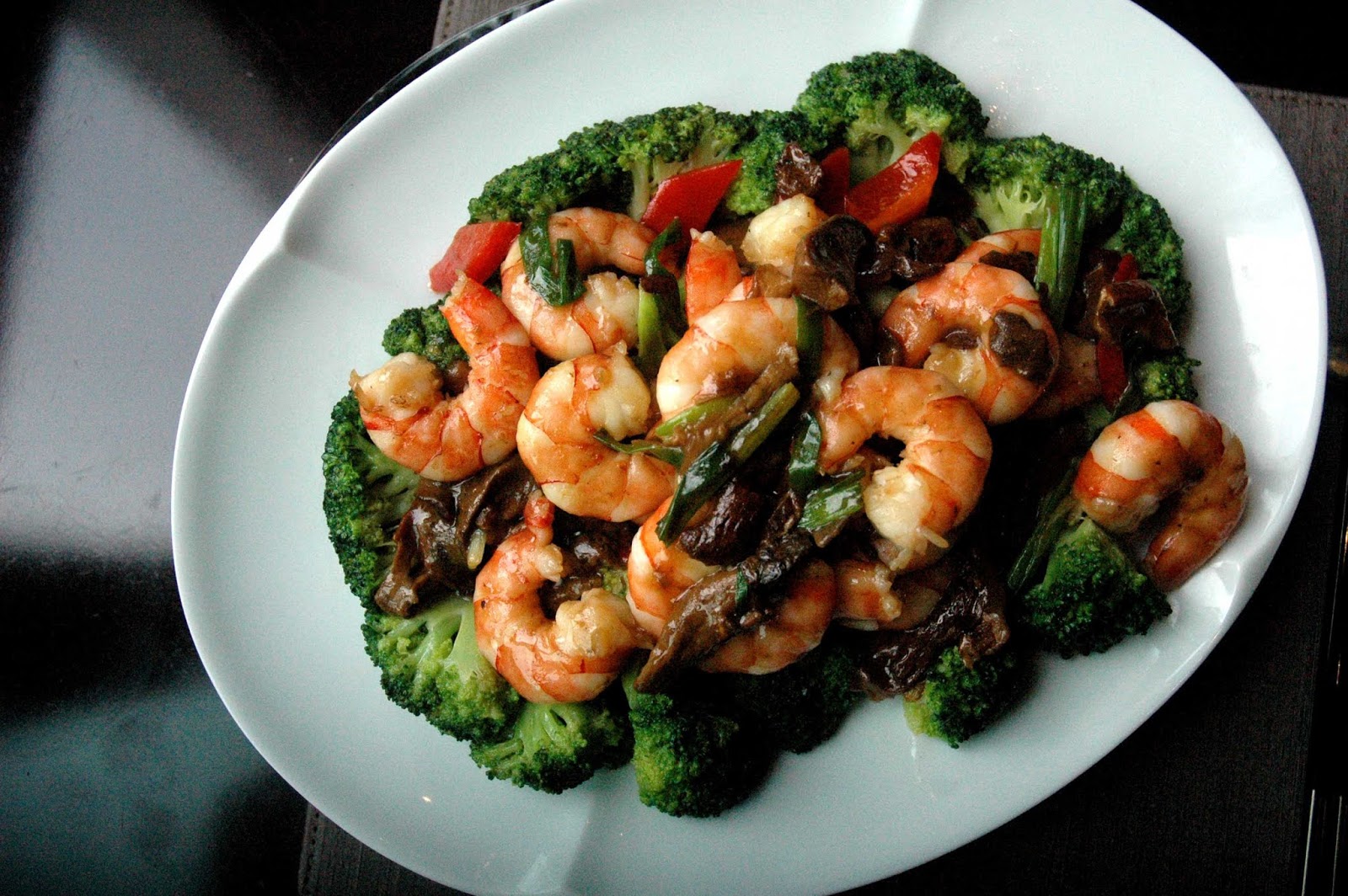 DUDE FOR FOOD: Marriott Manila's Elegant Man Ho Unveils New Menu