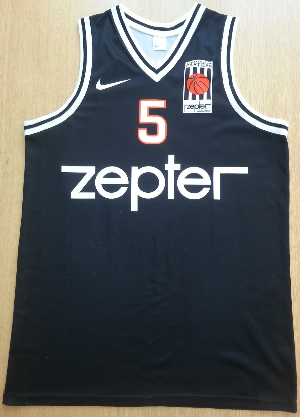 Basketball Jerseys : PARTIZAN BELGRADE JERSEYS