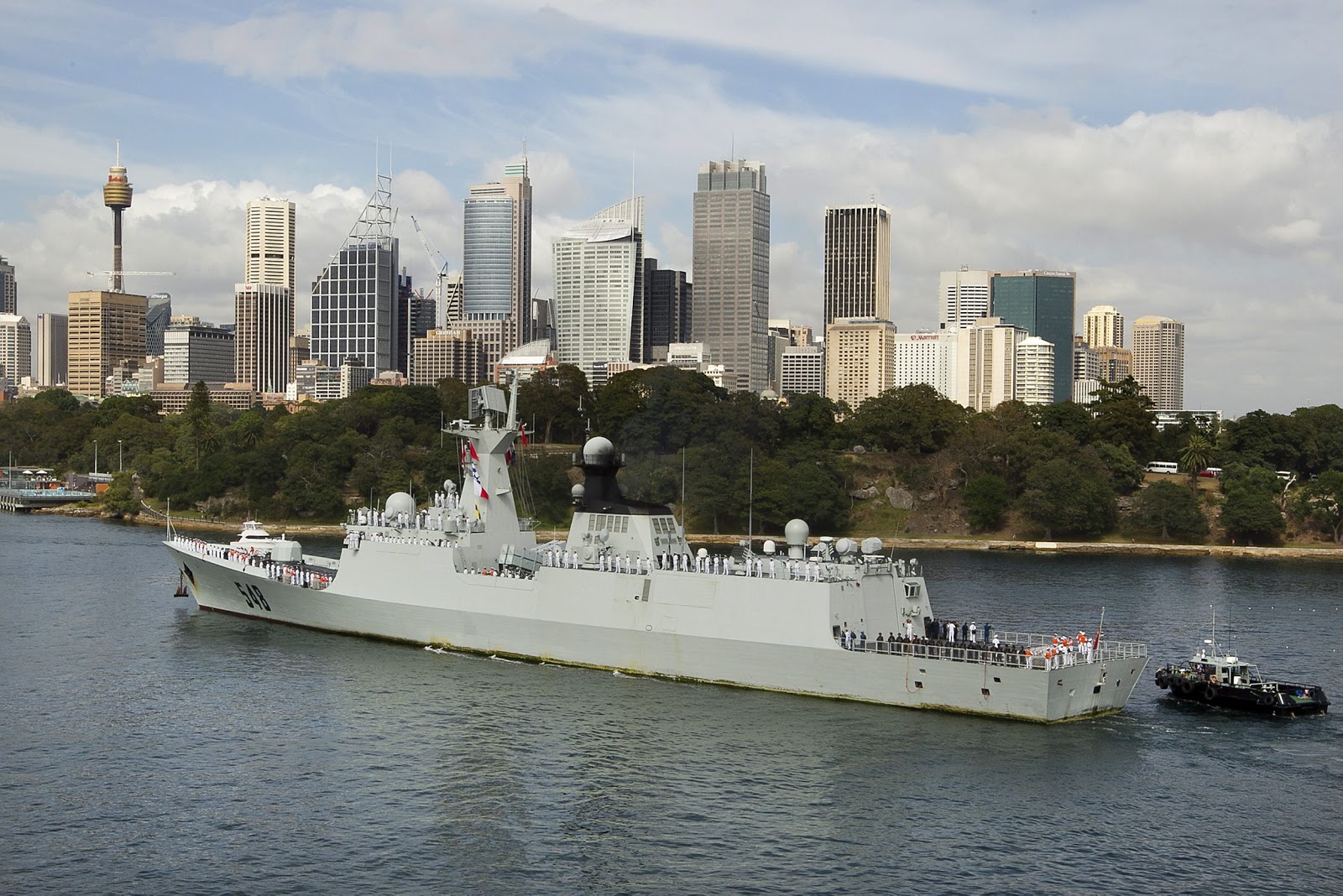 China Defense Blog: Photos of the day: Chinese Navy ships visit Sydney