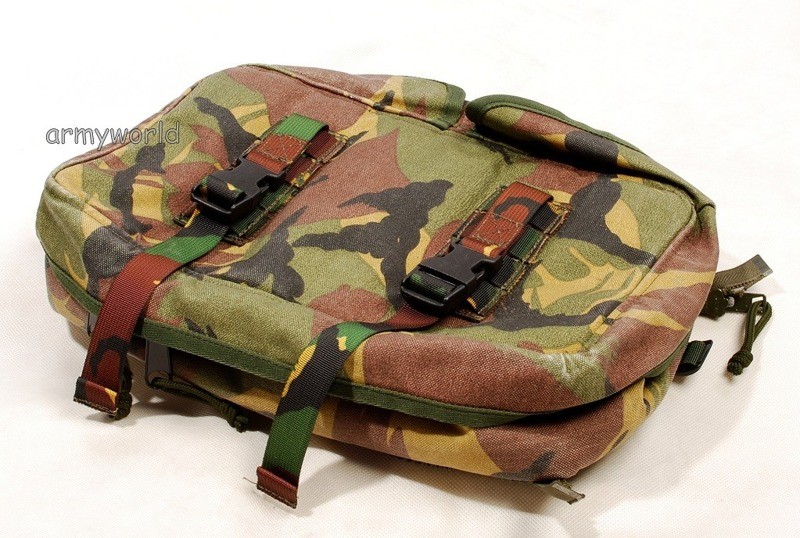 Webbingbabel: Dutch Army Bergen Medical Side Poches