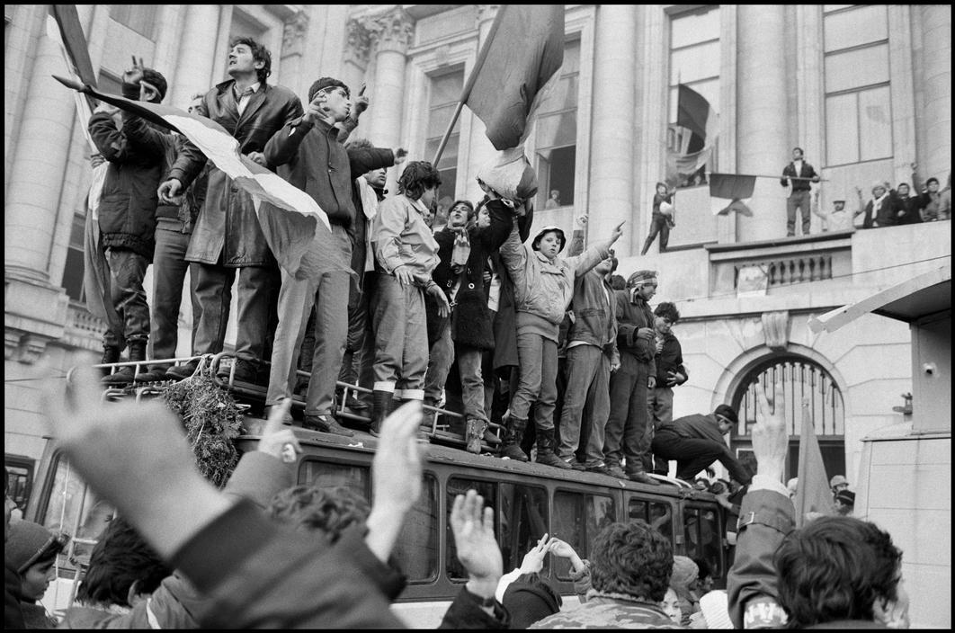 Turist în București: Revoluție București - 29- 31 Decembrie 1989 - 1990 ...