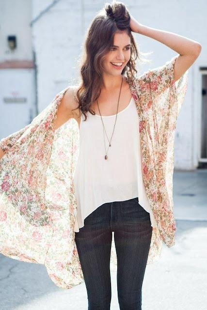 Street style | Translucid floral cover up with tank top and denim ...