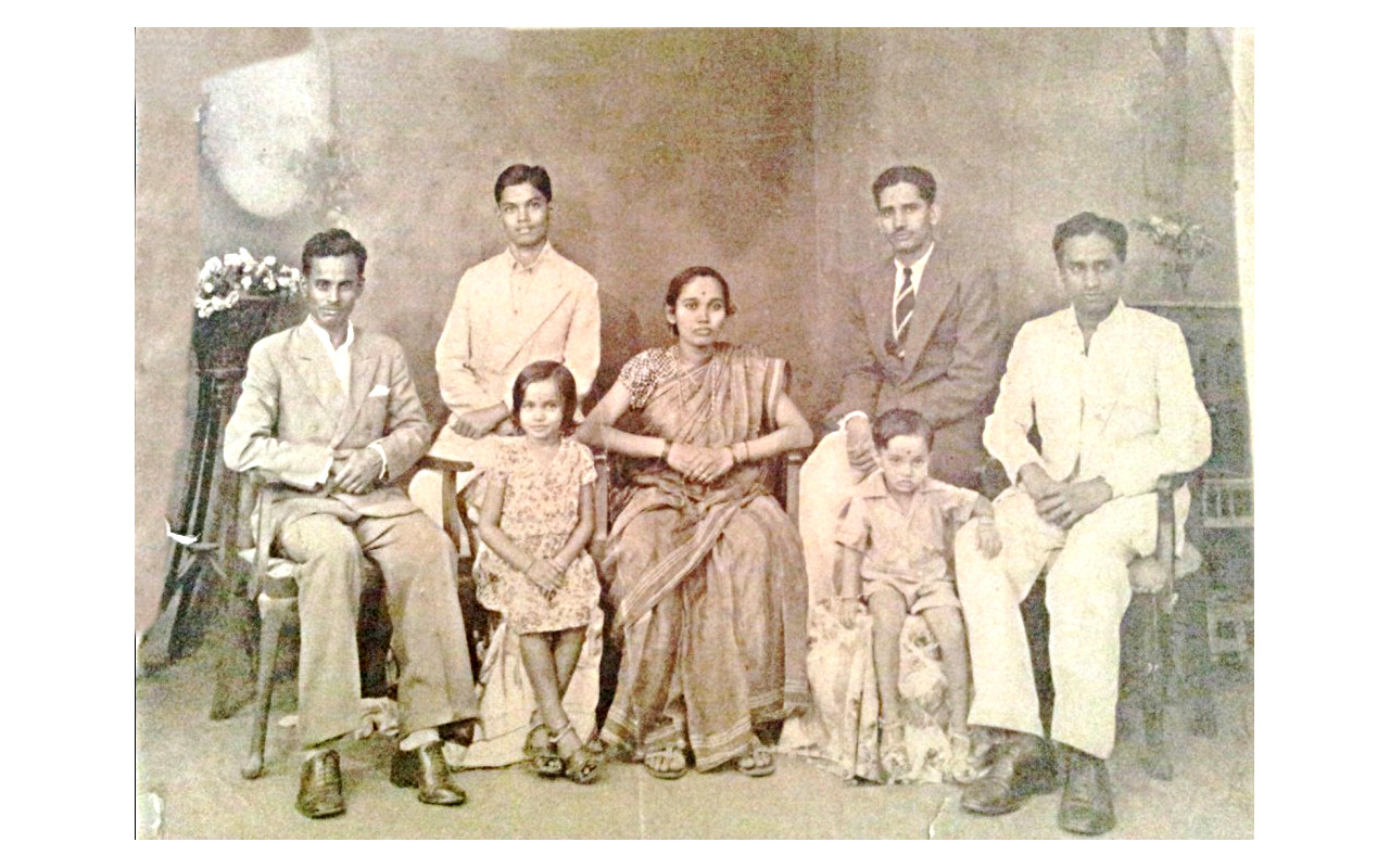 OTTUR FAMILY GENEAOLOGY: OTTUR MADHAVI AMMA