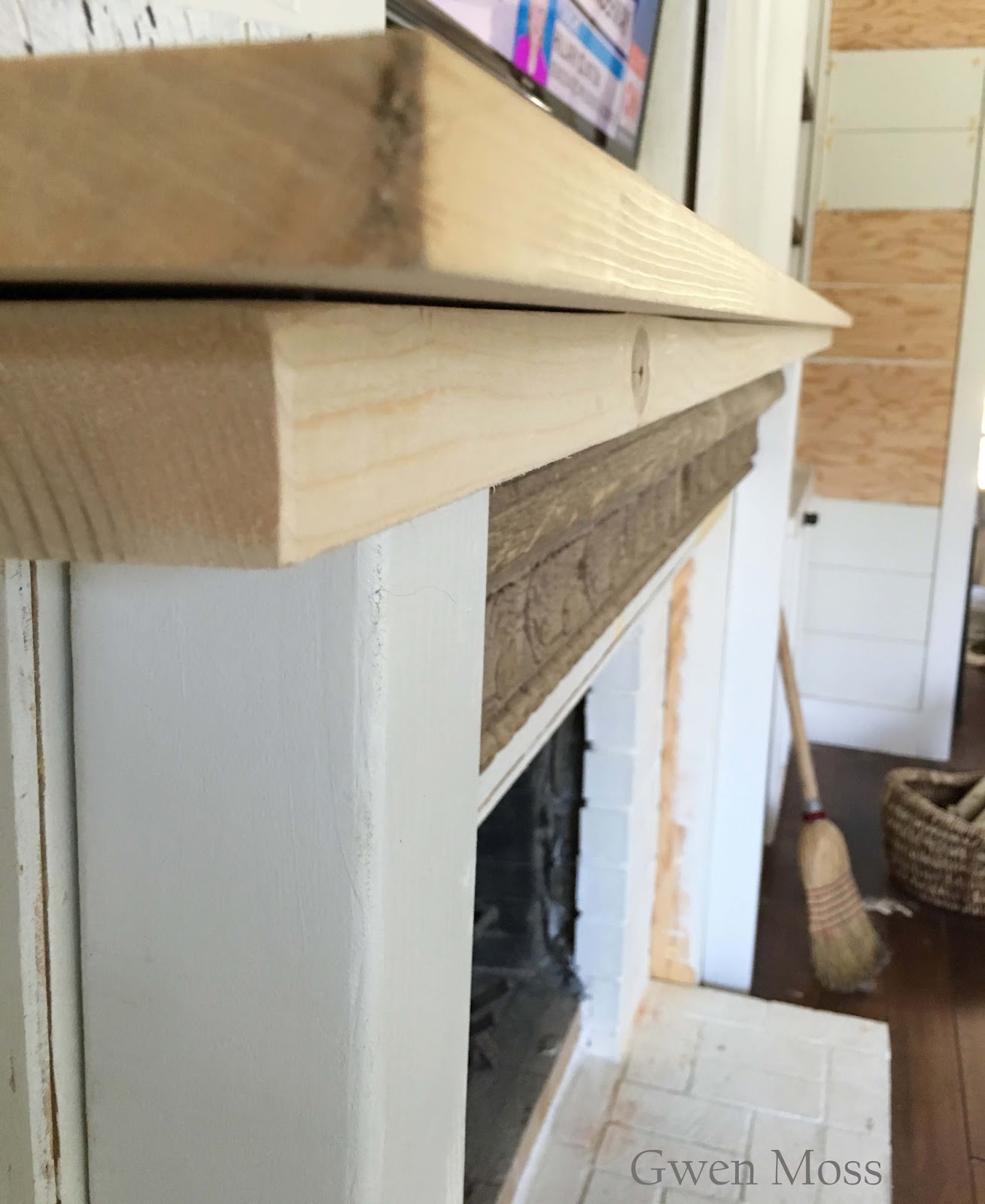 Gwen Moss: My DIY Cottage-Style Fireplace Mantel.... Reveal!