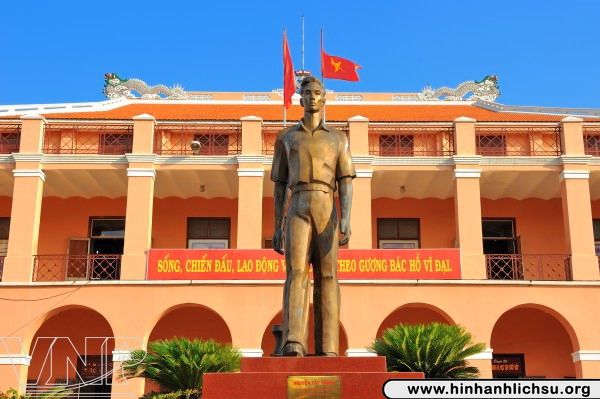 Bến Nhà Rồng - Hình Ảnh Lịch Sử - Bộ sưu tập Hình Ảnh Lịch Sử Việt Nam ...