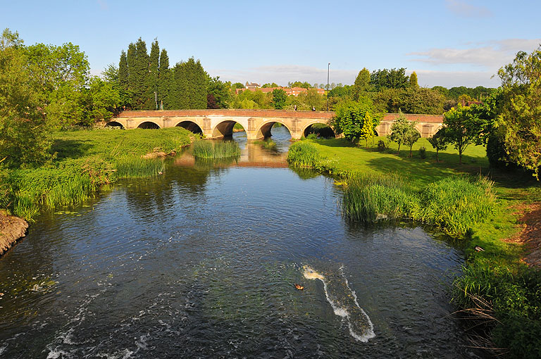 Travels on the U.K canal system with Narrowboat 'San Serriffe': Tideway ...