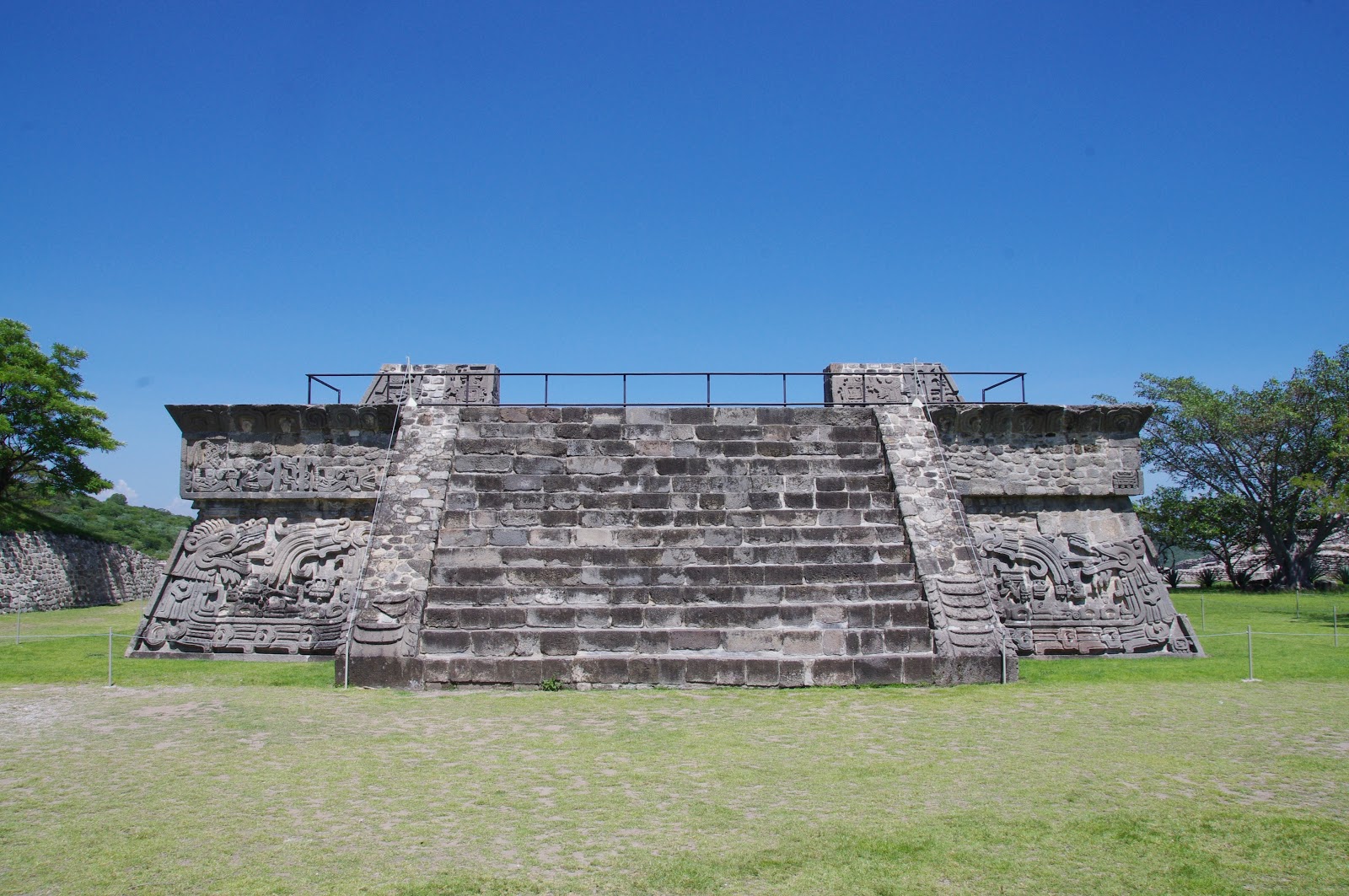 Uncharted Ruins: The pyramid of Xochicalco: A monument to the end of times