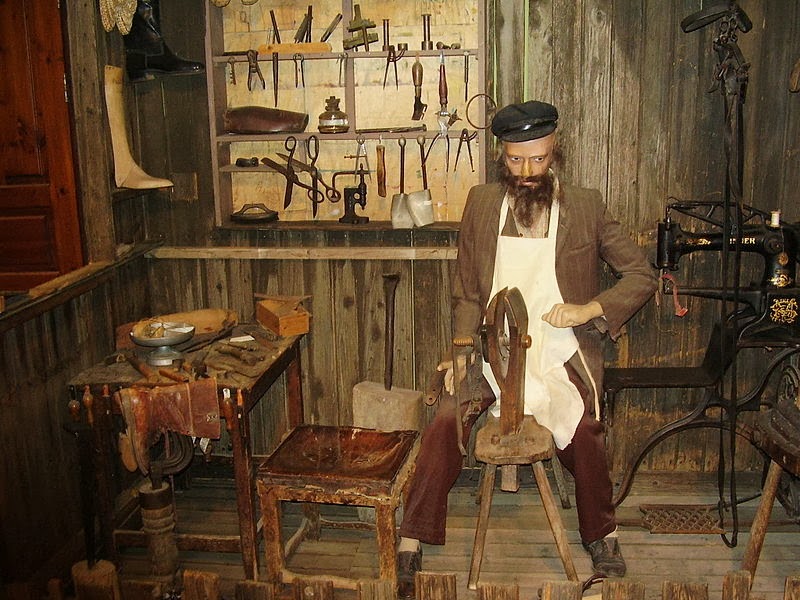 Ruth's Ancestor's: My ancestor was a BOOTMAKER...