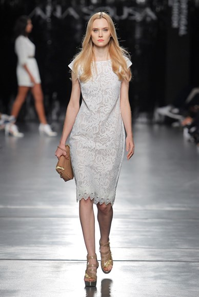 Ana Sousa | Desfile da coleção para o verão 2017 ~ Mad Moda